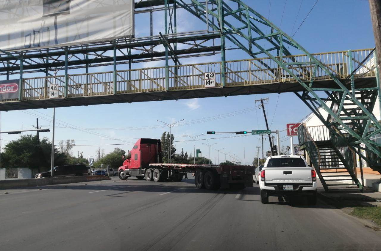 Reportan bloqueos y balaceras en Nuevo Laredo, Tamaulipas