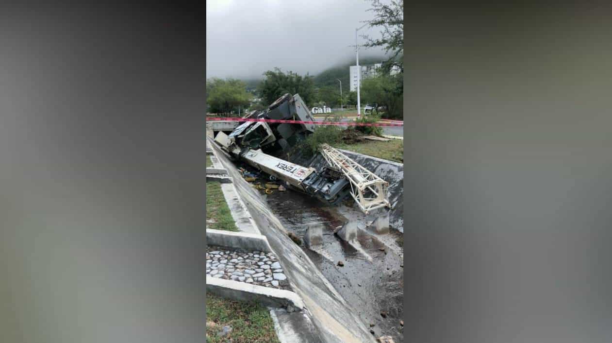 Vuelca Grúa Sin Frenos Chofer Salta Y La Libra