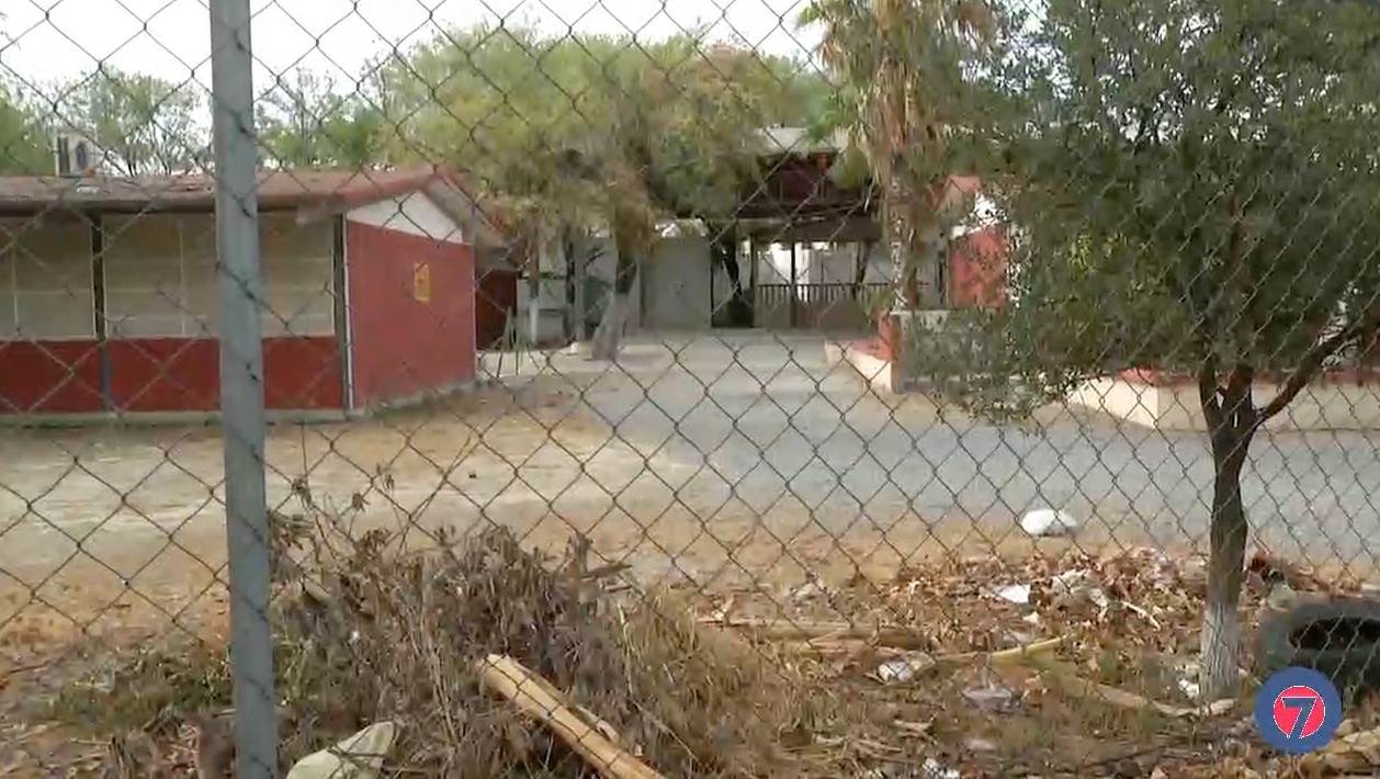 Reporta Educación afectaciones en 42 escuelas por lluvias